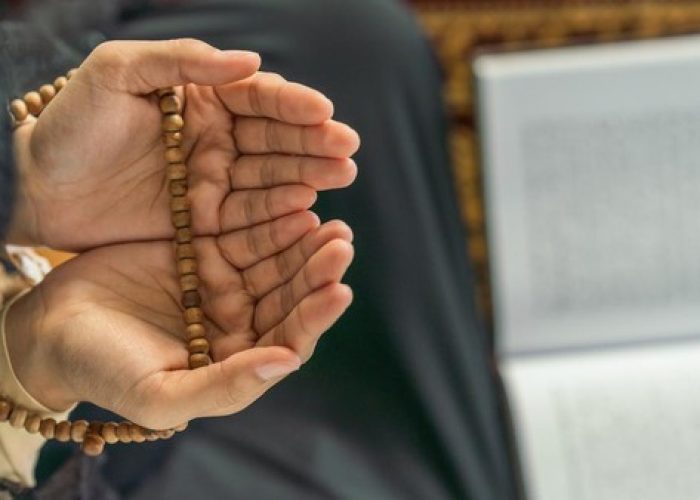 Bacaan Istighfar dan Hukumnya dalam Islam